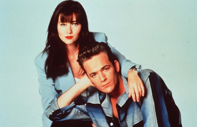 cameroon :: Nécrologie Brenda Walsh de la série Beverly Hills qui ...