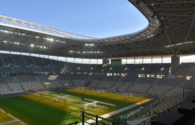 L'Algérie va baptiser un nouveau stade au nom de Nelson Mandela ...